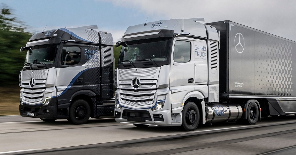 Development milestone: Daimler Truck tests fuel-cell truck with liquid ...