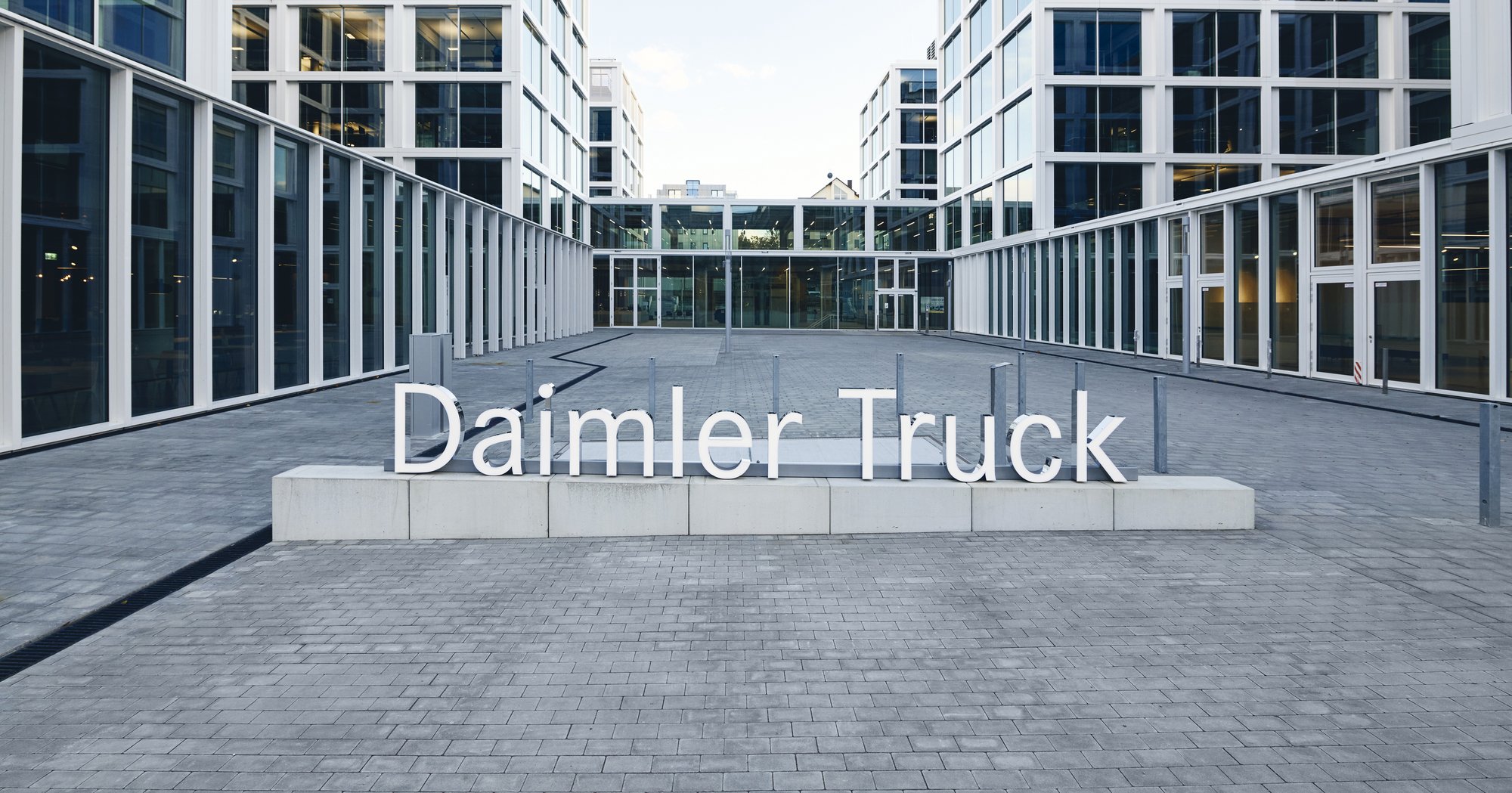 Company | Daimler Truck
