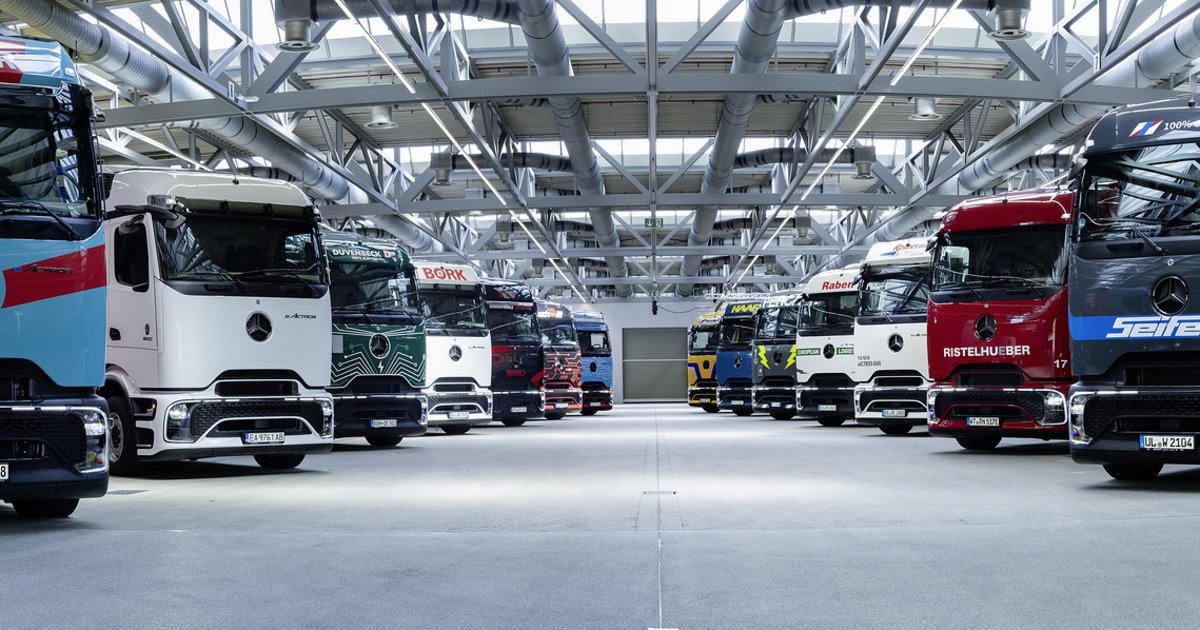Electrified plant logistics in Wörth: 14 eActros 600 launching on long ...