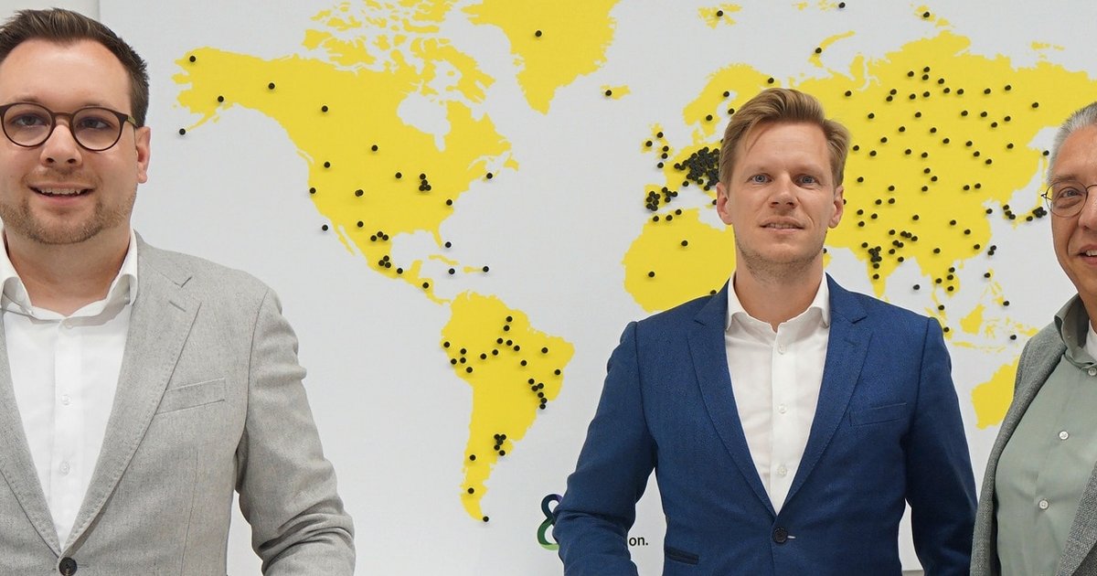 Daimler Buses and ChargePoint partner agree to deliver easy and ...