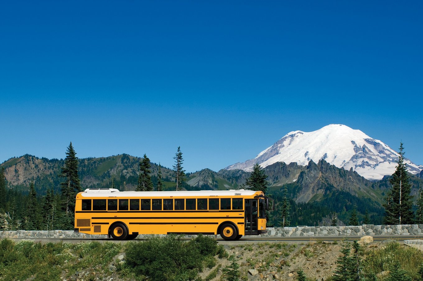 Thomas Built Buses | Daimler Truck
