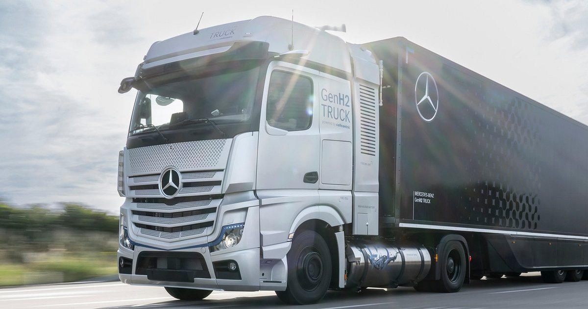 Fuel-Cell Technology: Daimler Truck Builds First Mercedes-Benz GenH2 ...